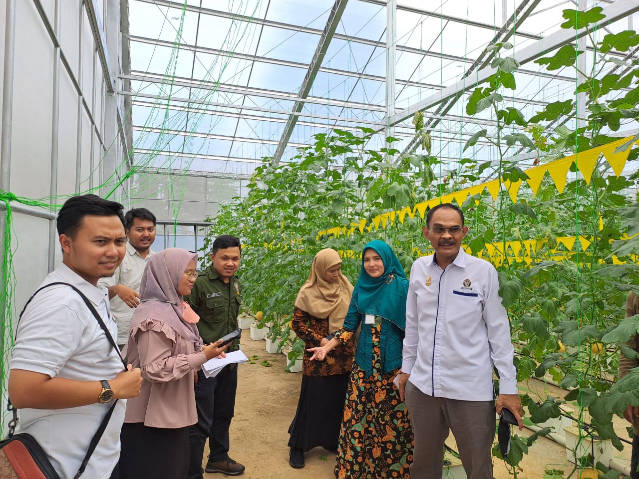 UNDIP FPP Cooperation Visit to PT. Sustainable Earth Gardens (The ...